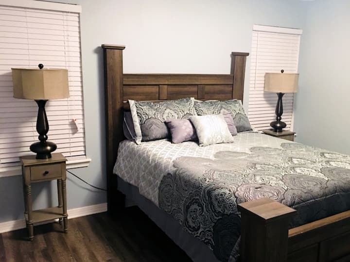 ❤️Quiet Space W/extra Parking @ The Blue Mailbox❤️ - 걸프포트