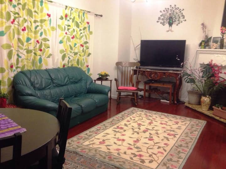 Cozy Quiet Furnished Room Near Ccsf - San Francisco, CA