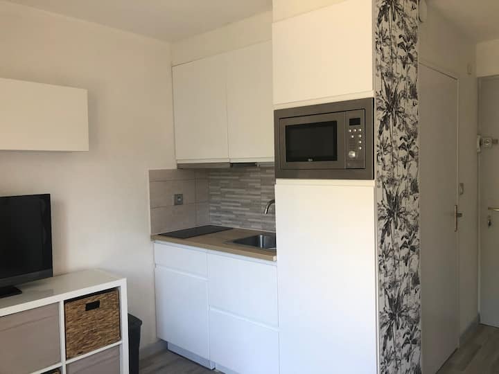 Studio St Aygulf - ibis budget Fréjus Capitou A8