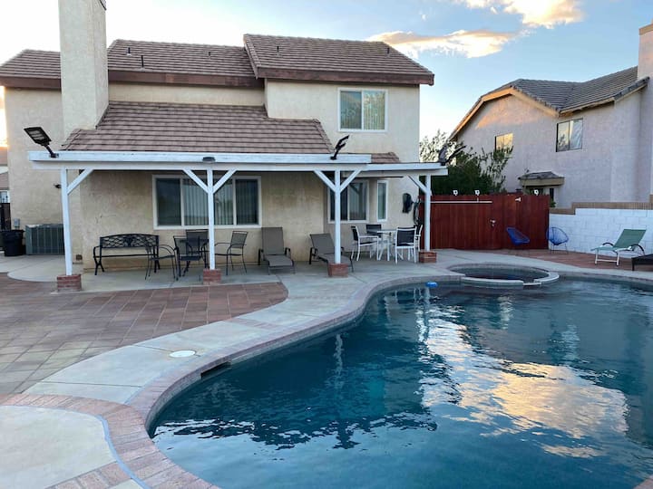 Quartz Hill/lancaster Swimming Pool - Lancaster, CA