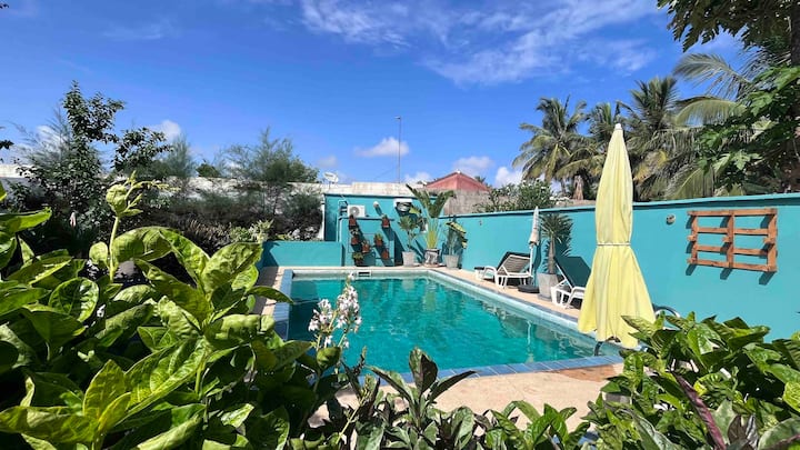 Au Petit Paradis - Chambre Climatisée à Saly - Senegal