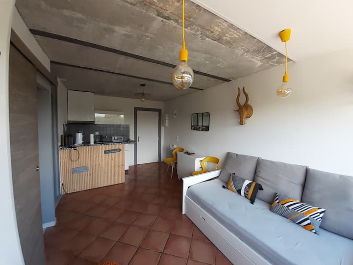 Gruissan : Joli Appartement Entre Village Et Port - Gruissan