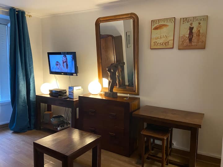 Superbe Studio Art Deco Paris 9 - Paris