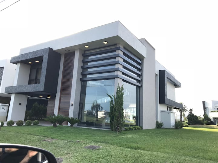 Casa Maravilhosa Em Condominio Enseada - Capão da Canoa