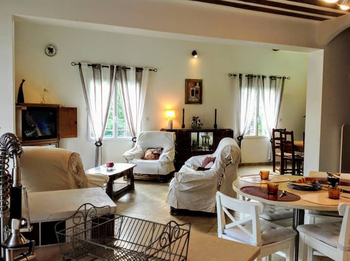 Villa La Patachou à 2 Pas Du Village De Malaucène - Malaucène