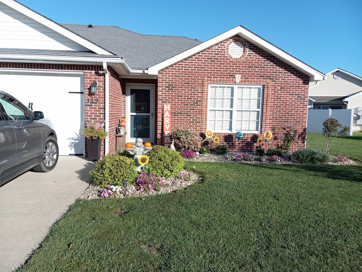 Applewood Cottage
Welcome Home - Elizabethtown, KY