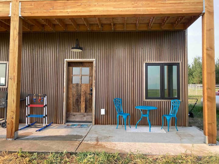 Modern Farm House Lock Off With Salt Hot Tub - Driggs, ID