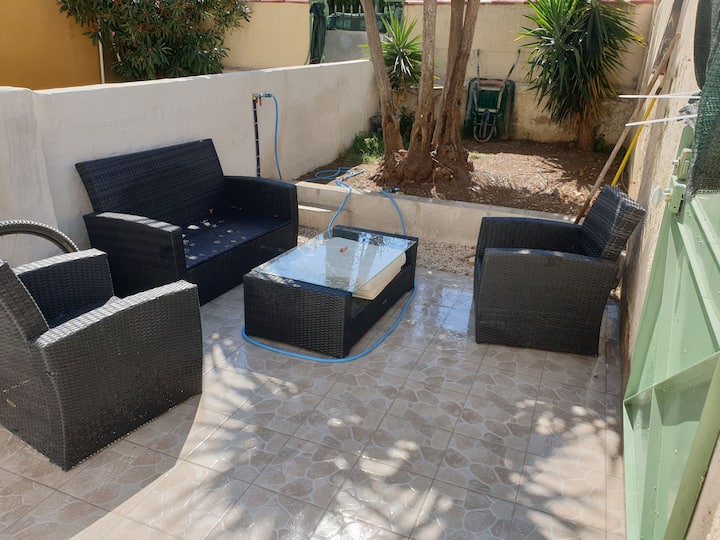 T2 Tout éQuipé-jardin-terrasse Privée - Port-Saint-Louis-du-Rhône