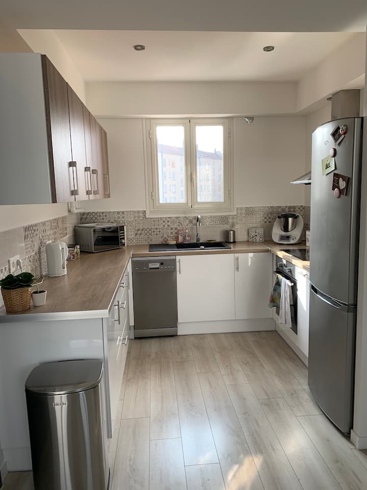 Chambre Spacieuse Ds Appart. Moderne Proche Centre - Dijon