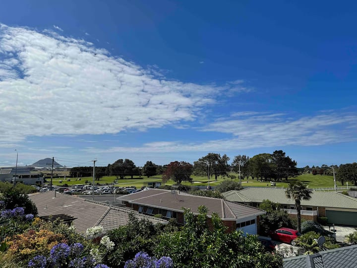 Sunshine On Bayfair - Mount Maunganui