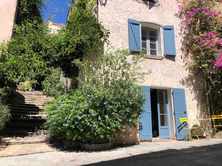 Spacieux, Frais Et Central, T3 Refait En Juin 2025 - La Garde-Freinet