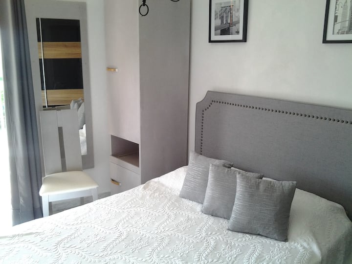 Chambre Chez Chantal - Cannes
