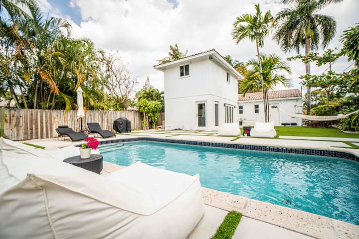 Boho Retreat: Couples Oasis Near Ft. Laud. Beaches - Fort Lauderdale