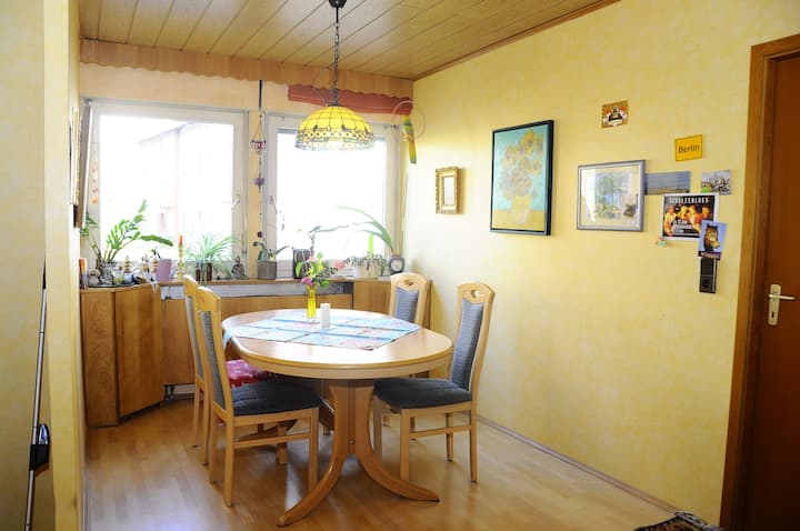 33 Qm Down Stair Room Garden-view - Darmstadt