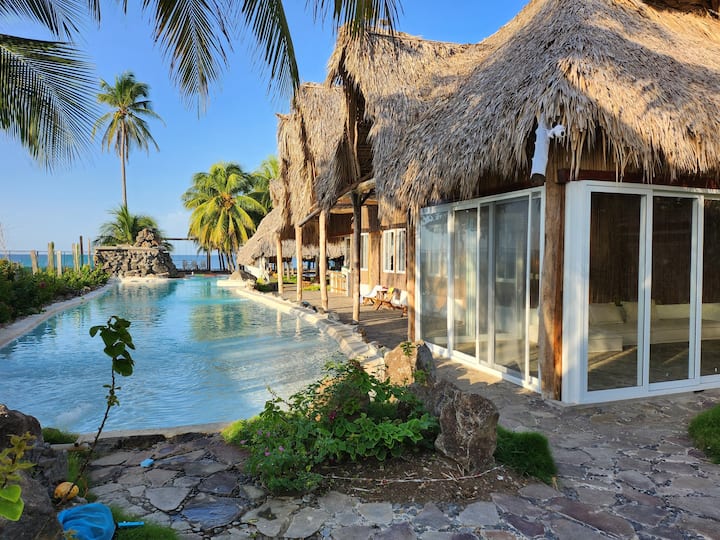 Céfiro Sea House - El Salvador