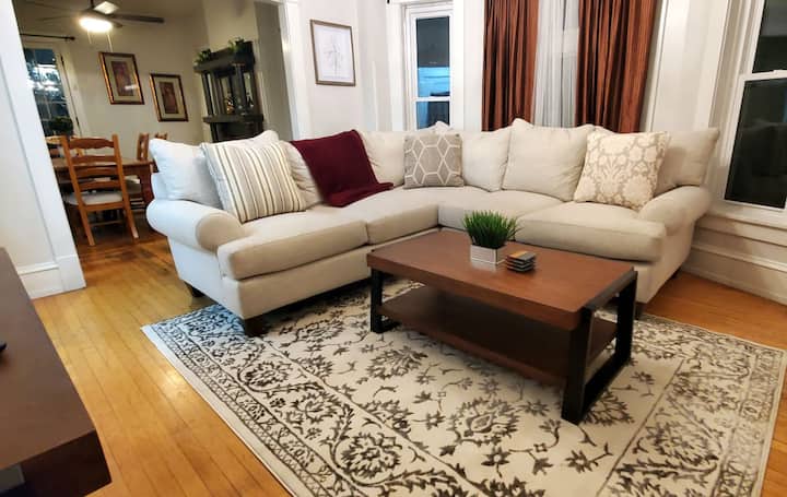 Sunny Open Dwntwn Apt, Free Parking, Fast Wifi - Salt Lake City, UT