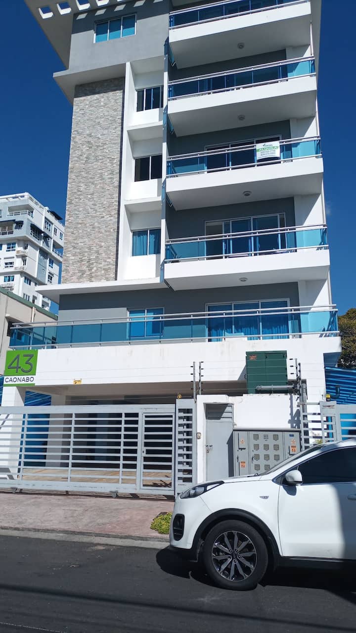 Apartamento Amueblado En Gascue - Santo Domingo
