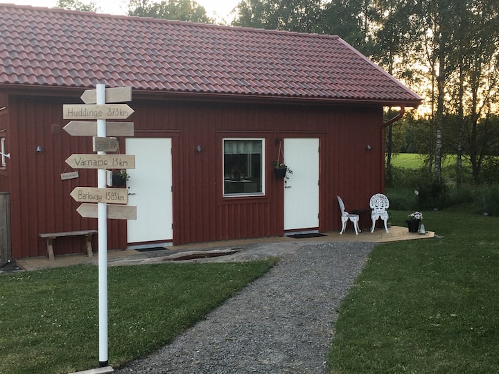 Stugan På Mattisgården, Nära Till Djur Och Natur. - Värnamo