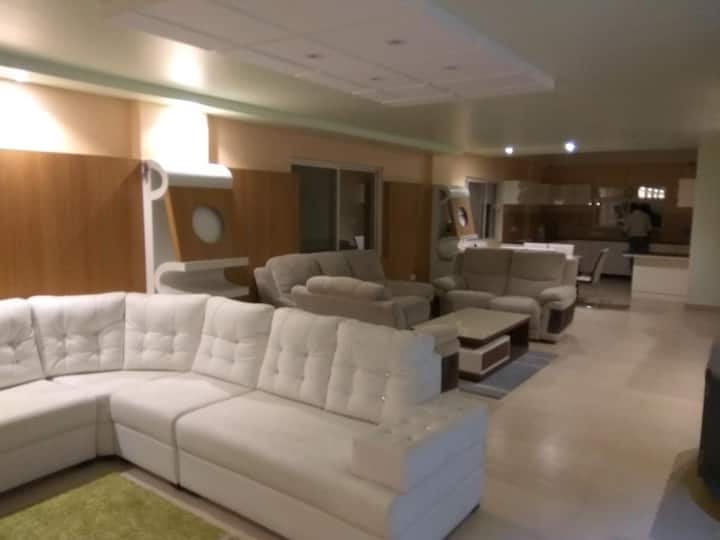 Livingstone| Entire Luxury Penthouse | Temple View - Puttaparthi