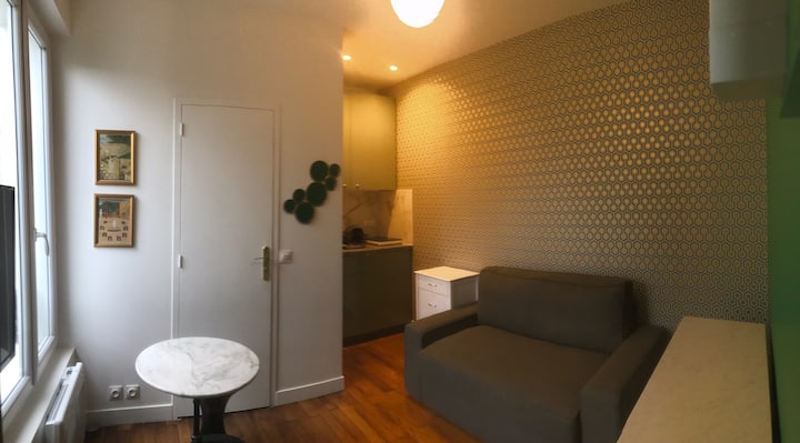 Studio Neuf De Charme Sur Jardin - Triangle D'or - Deauville