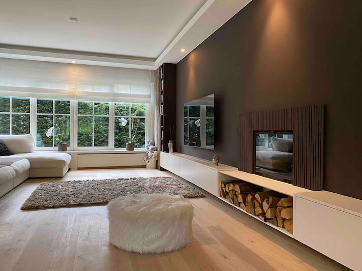 Magnifique Villa Avec Cheminée Et Immense Jardin - Meise