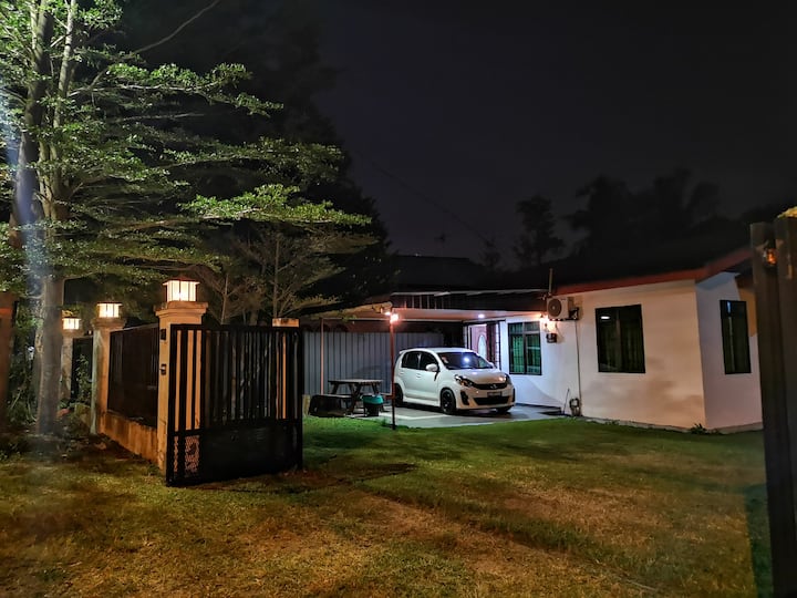 Homestay Nekwan
Large Parking Lot 2bedroom 2toilet - Kepala Batas