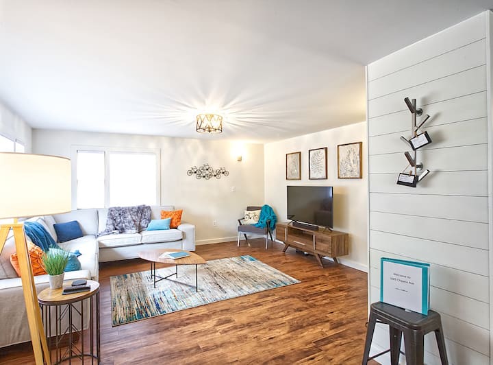 Beautifully Renovated Downtown Getaway - Grand Junction, CO