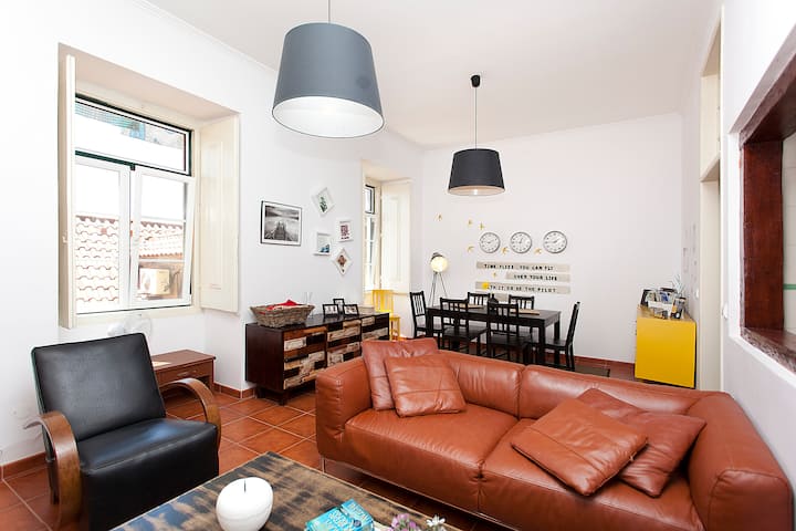 Stunning Apartment In Alfama Area - Lisszabon