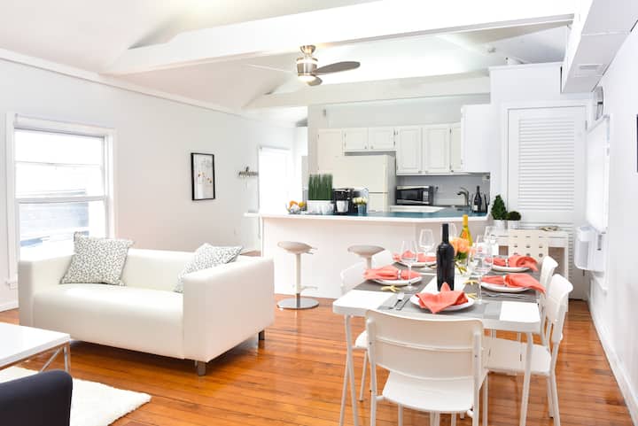 Downtown Suite #4 - Wharf View - Newport, RI