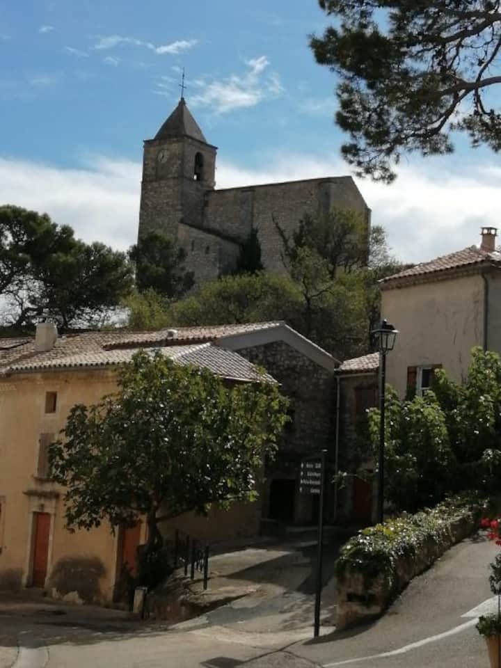 Le Clos Des éVidences : Maison à La Campagne - Remoulins