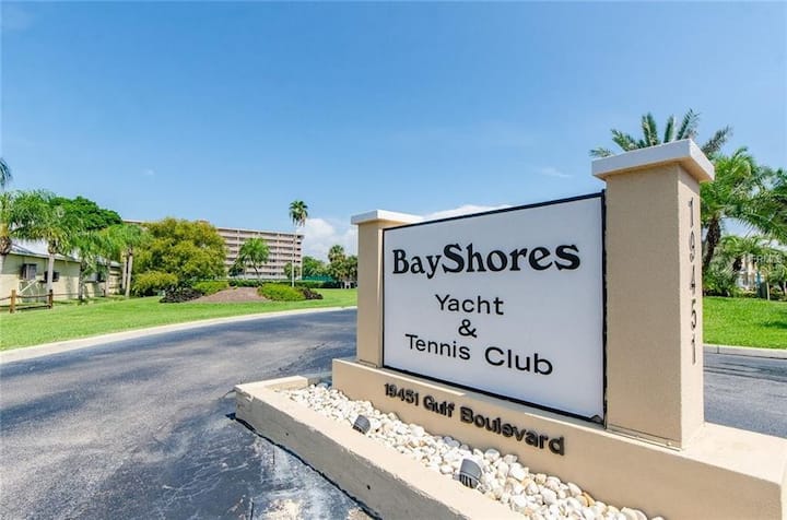 Bayshore Yacht & Tennis Club Condo #315 - Indian Rocks Beach, FL
