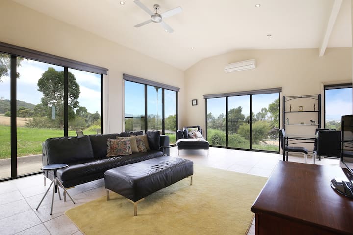 Perfect Yarra Valley Escape - Green Door - Yarra Glen