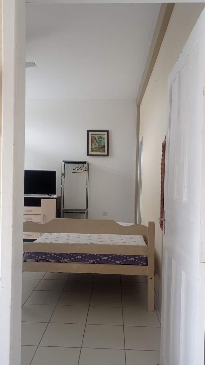 Kitnete Em Guaratuba-pr - Guaratuba