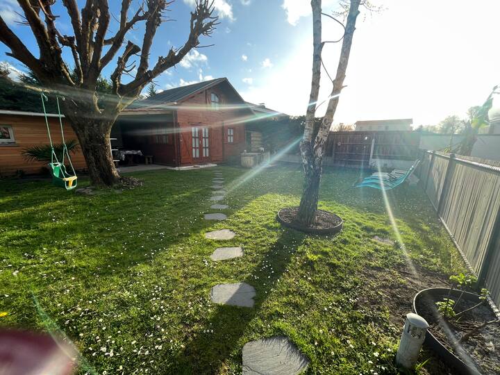 Chalet Au Fond Du Jardin - Gradignan
