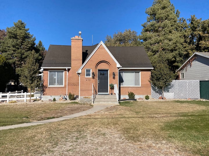 Charming, Newly Renovated, Orem Home! - Orem, UT