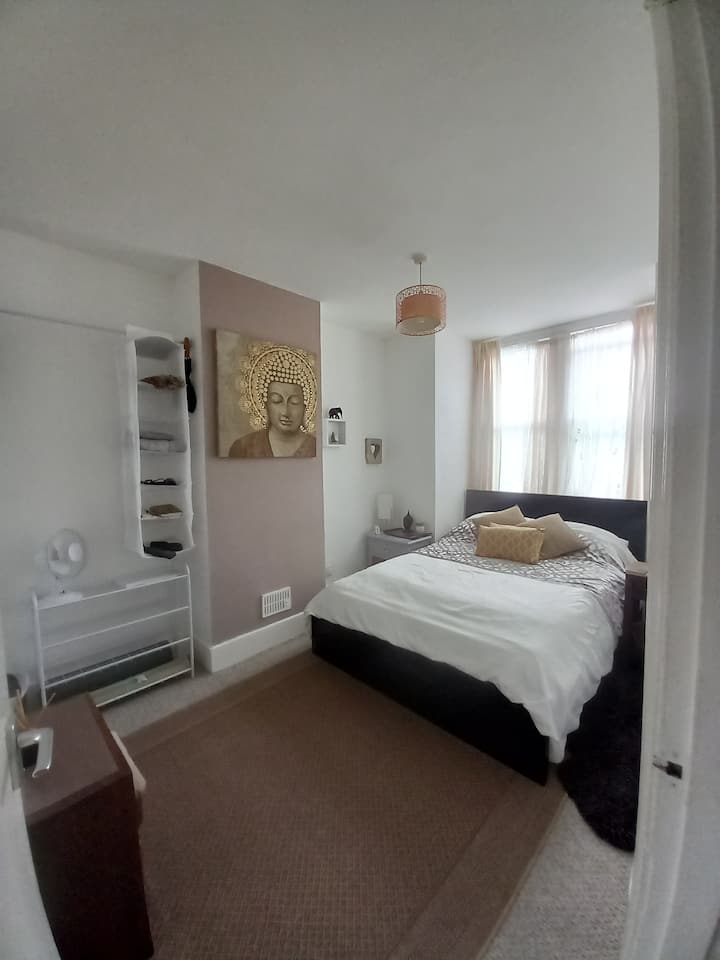 Vegetarian Zen Den Inc Breakfast, No Cleaning Fees - Kemptown