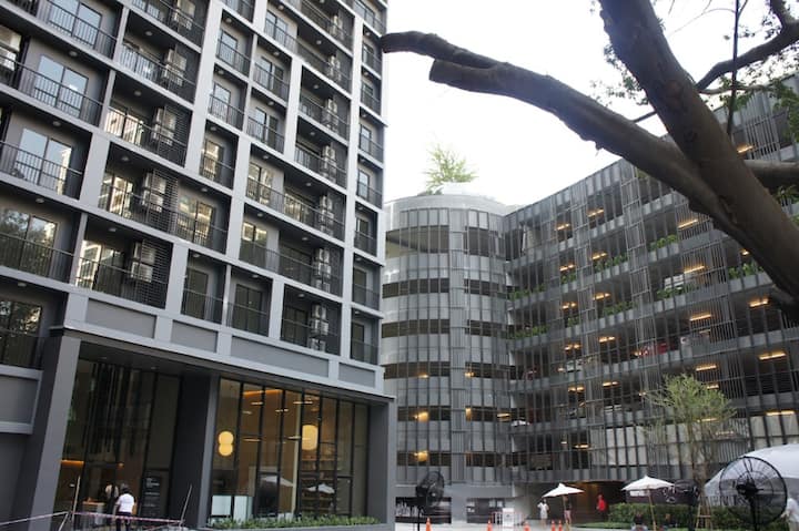Stylish & Cozy 1 Br Apartment/ Pool / Near Silom - Thajsko