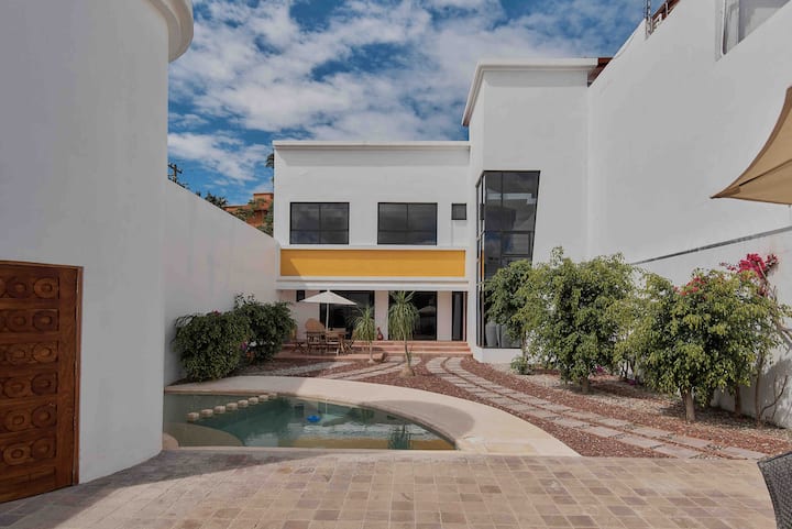 Moderna Y Lujosa, Ac, Wi-fi, 15 Min Centro - Oaxaca de Juárez