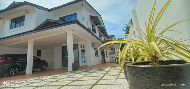 5 Bedroom Villa At City Center 5m To Ciq Ksl - Johor Bahru