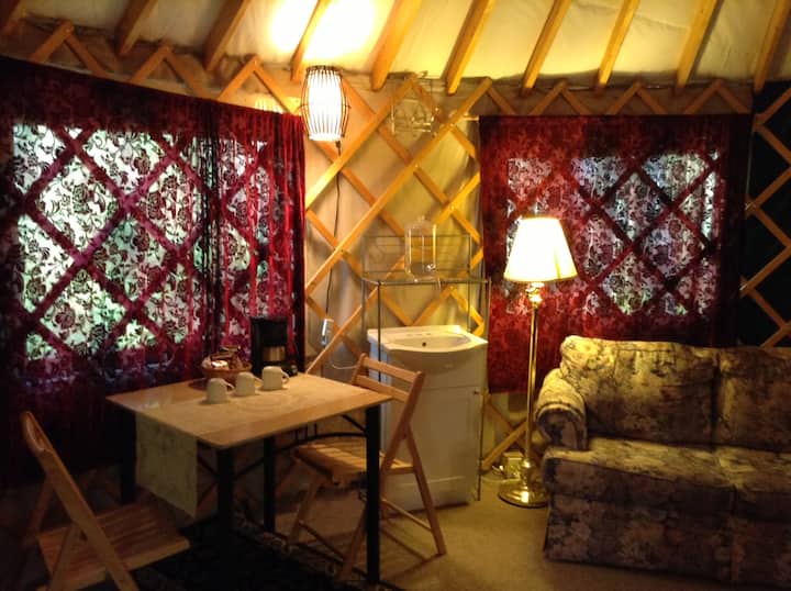 13 Handpicked Yurts In Alaska, USA | Trip101
