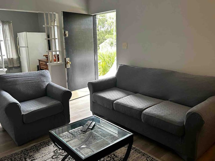 Convenient, Spacious And Pet Friendly (Upper) - Savannah, GA