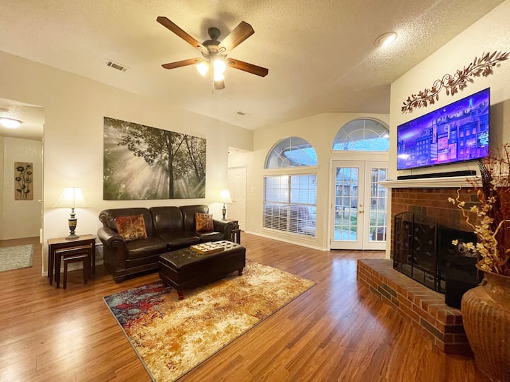 ❤️ 🐕 Perfect! Jetted Tub, Patio, Ping Pong, Pac-man - Rowlett, TX