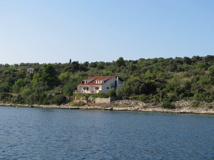 Holiday   House By The Sea - Maslinica