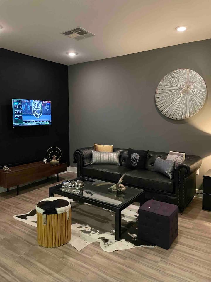 Irvine Metropolitan Studio - Newport