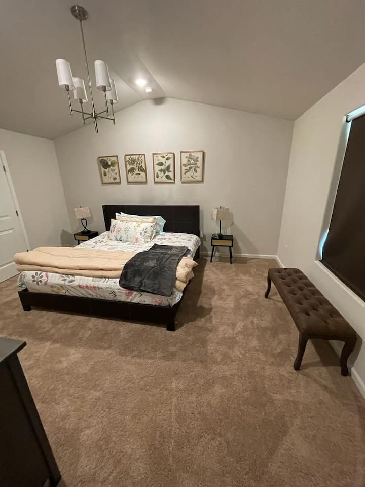 Luxurious Furnished 3bed/2.5bath - Greensboro, NC
