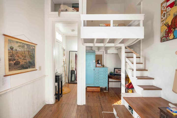 Irish Channel Artist Loft - Gretna, LA