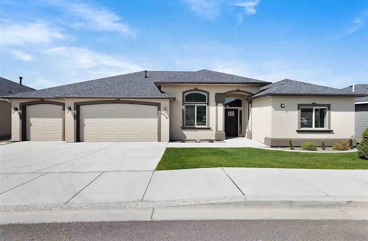 Comfort By Southridge - Kennewick, WA