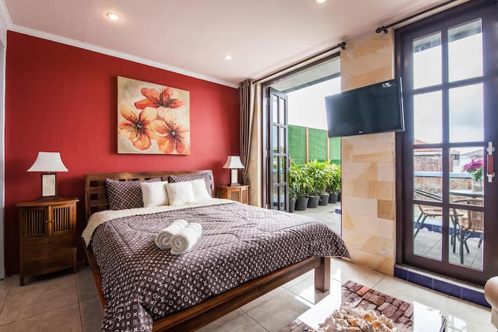 Spectacular Roof Top Apartment.(whole Floor) - Legian