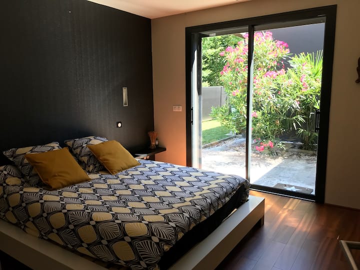 Chambre Privée Dans Maison D’architecte +Piscine - La Brède