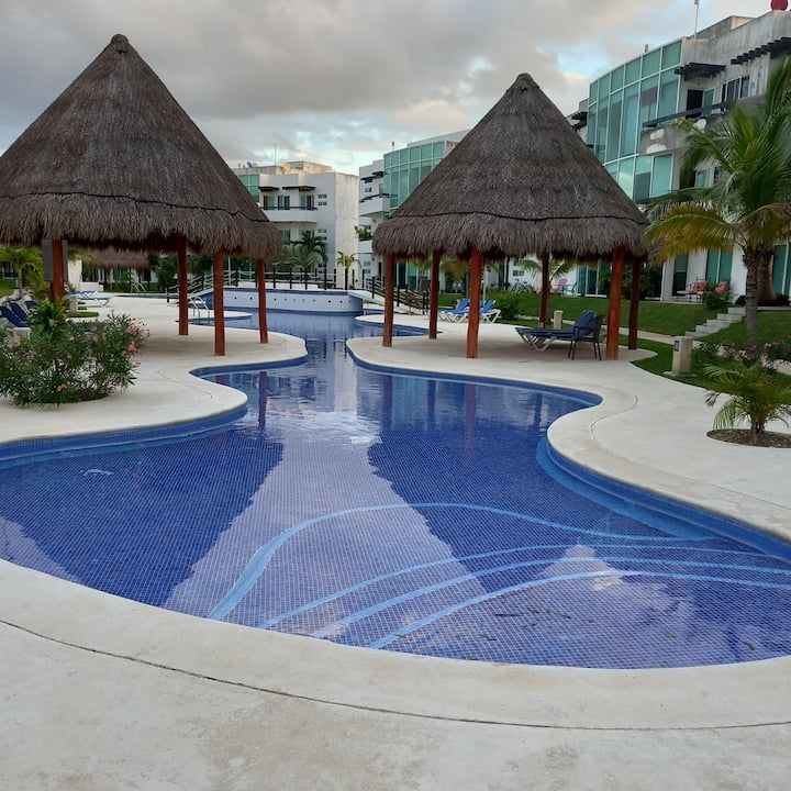 Family Mayan Villa With Pool - Cancún
